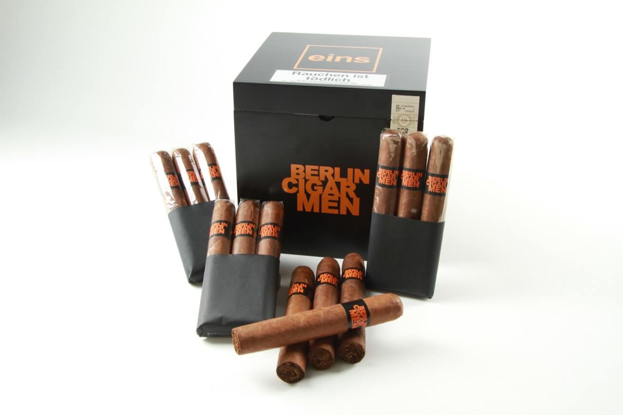 MALE.SPACE » BERLINCIGARMEN